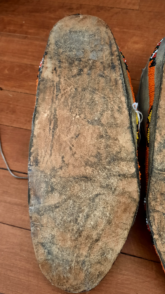 Antique Native American Beaded Crow Moccasins c1900s Keyhole Design ...