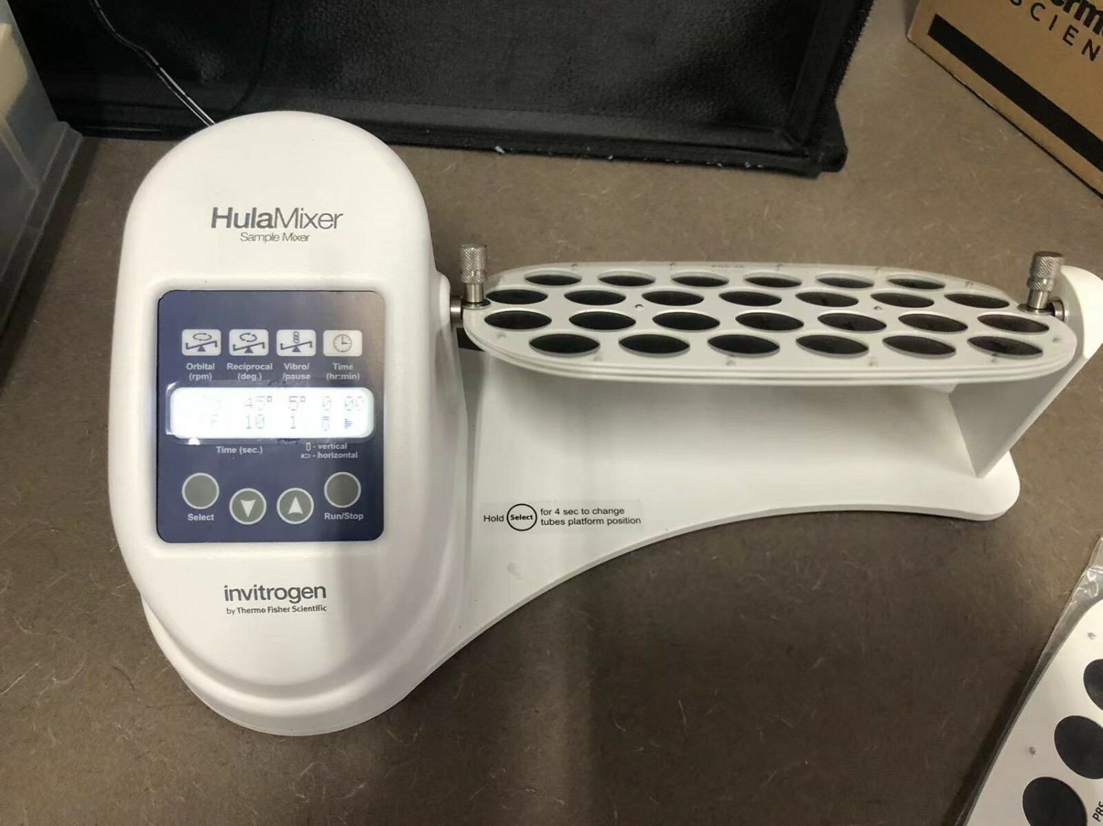 Thermo Fisher Scientific invitrogen HulaMixer™ Sample Mixer 15920D | eBay