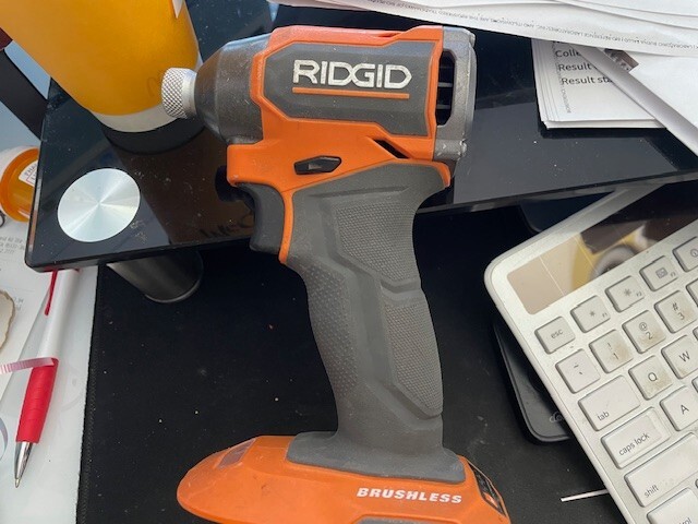 RIDGID Brushless Cordless 18V sub compact 1/4" IMPACT DRIVER R872311 ...