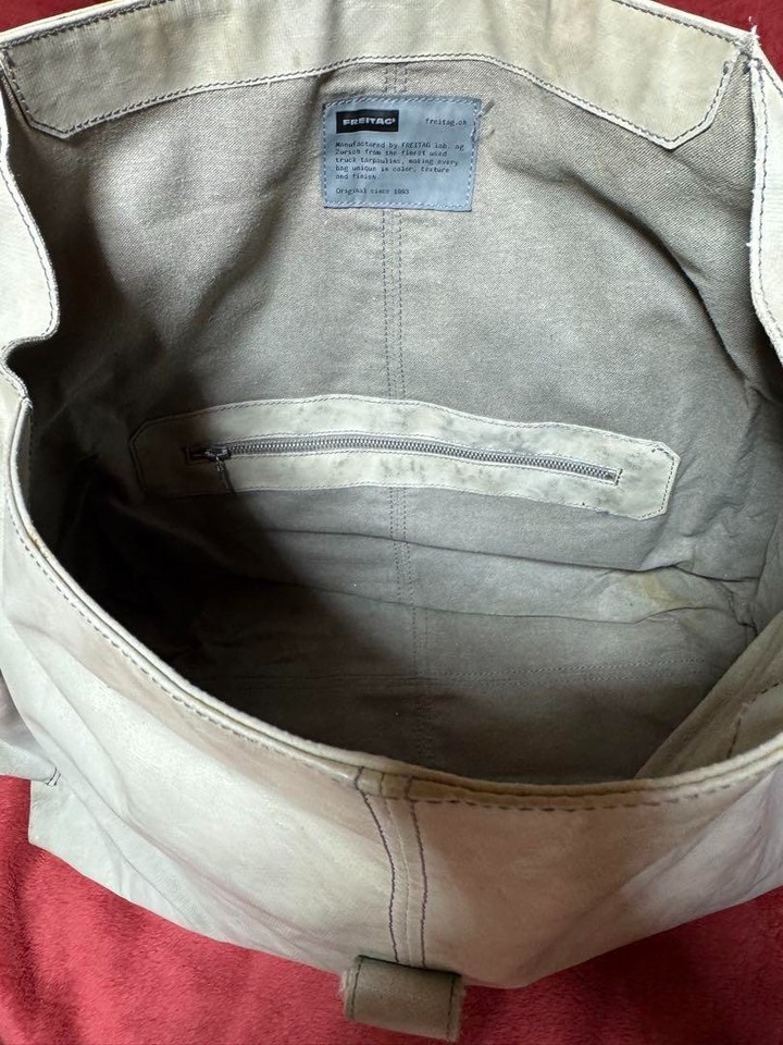 RARE Discontinued － FREITAG REFERENCE LINE LARGE Travel Shoulder BAG ...
