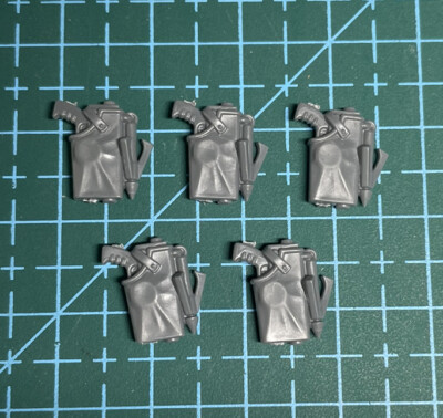 5 Space Marine Reiver Bolt Pistol Grapple Gun Holster Pouch Raven Guard ...