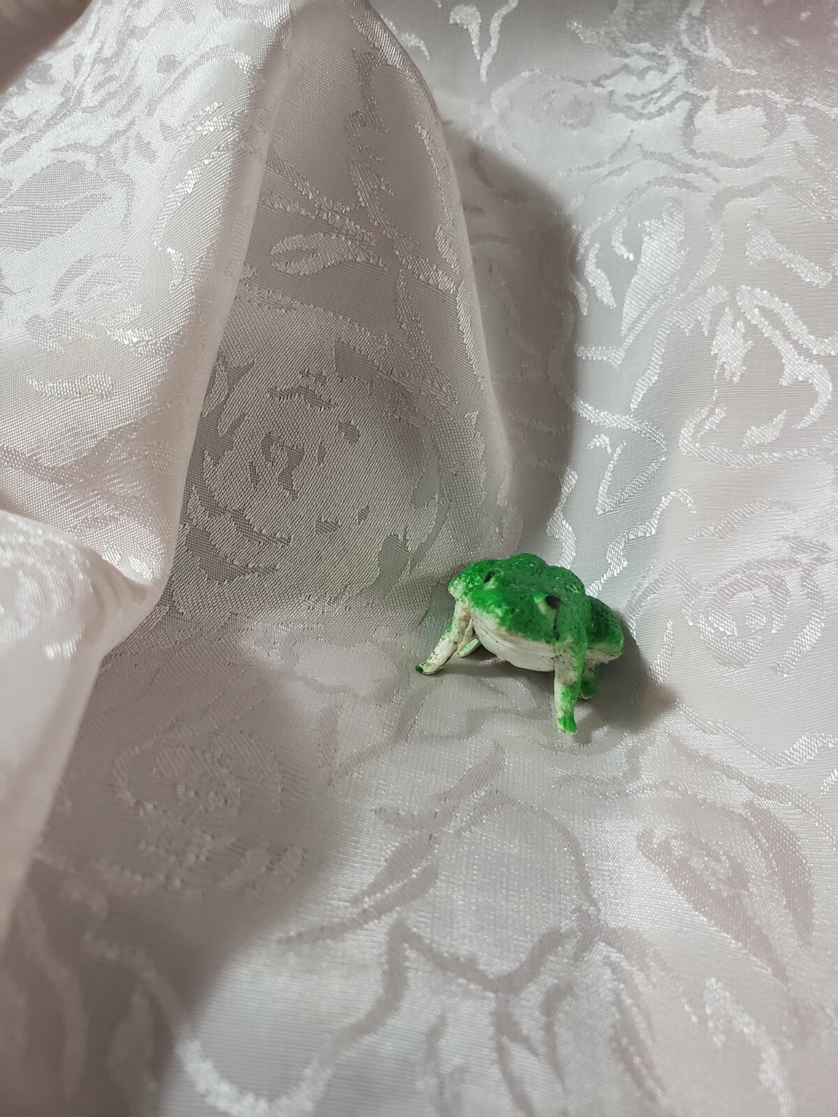 Barbie Size Cute Little Green Plastic Frog | eBay