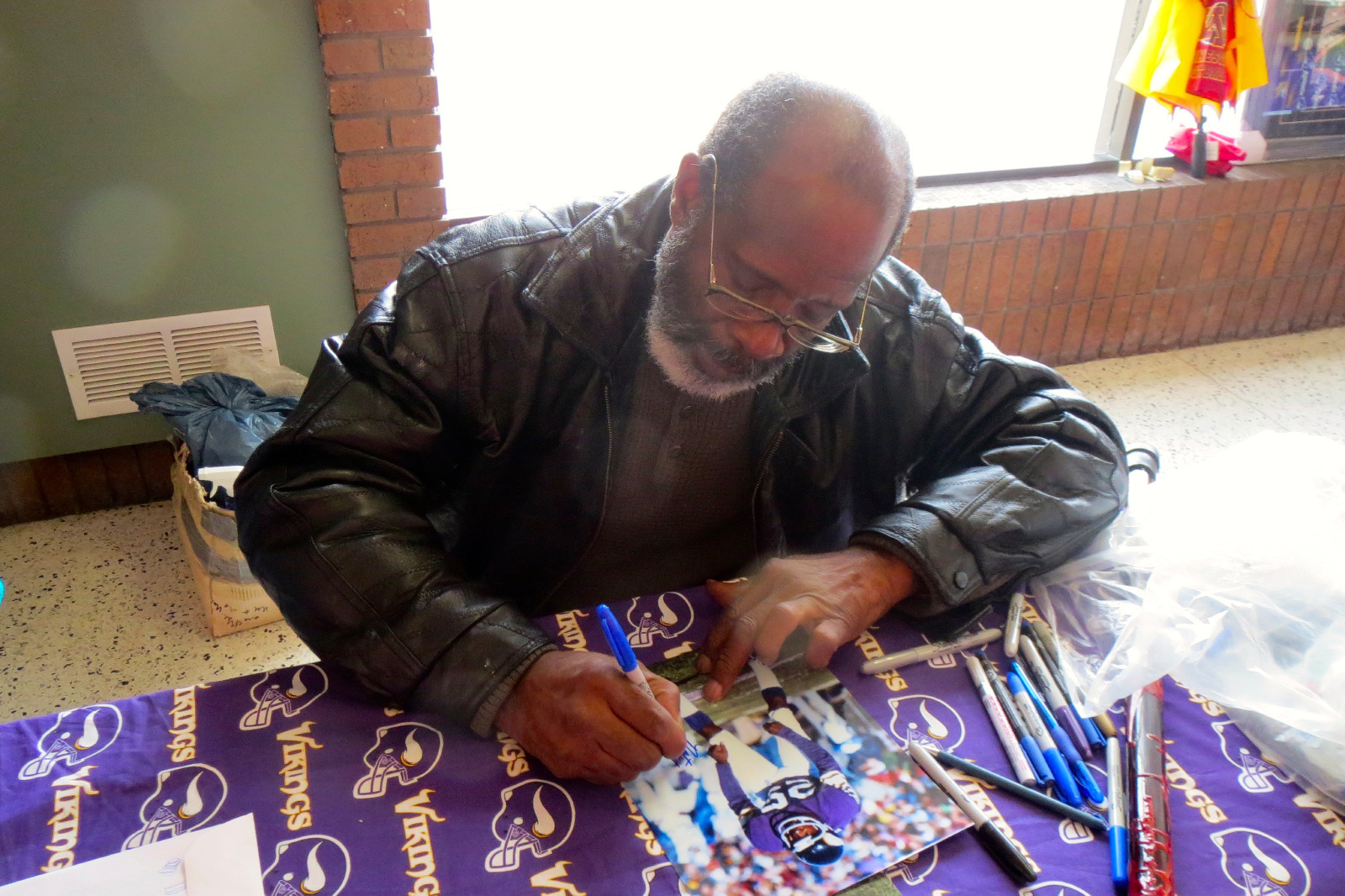 NATE ALLEN Minnesota Vikings, Cornerback SB. XI, signed Color 8" x10" W ...