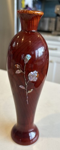 Chinese Red lacquered wood vase featuring mother of pearl inlay Vase | eBay