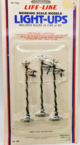 Life Like Light Ups Street Light Telephone Poles 1206 Vintage HO-Scale ...