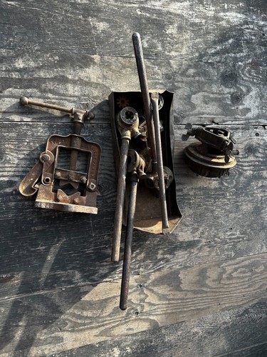 Vintage Rigid Pipe Threading Set With Yost 52 Vice | eBay