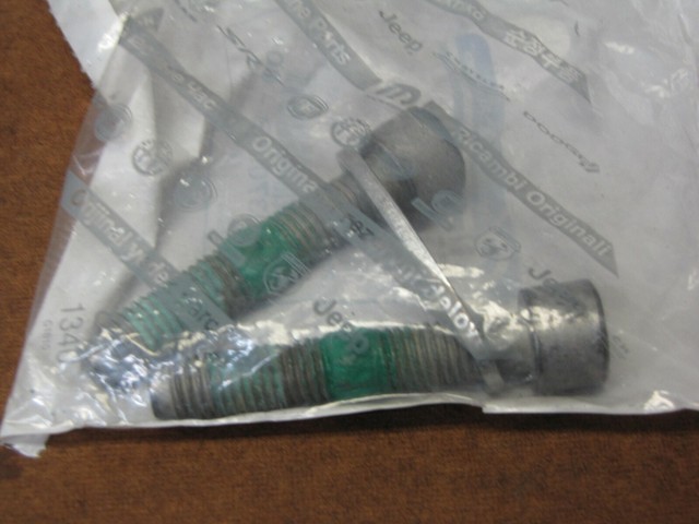 Genuine Mopar Bolt Kit Axle 68249370AB for sale online | eBay