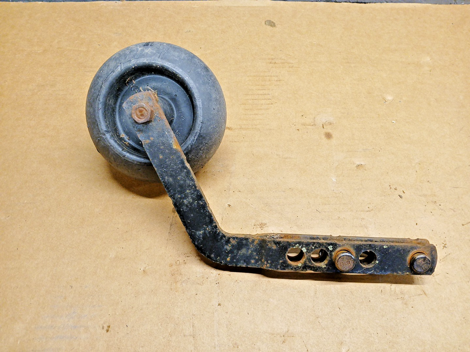 Sears Craftsman GT3000 Mower Lawn Tractor Deck Wheel Bracket 50 In Deck ...