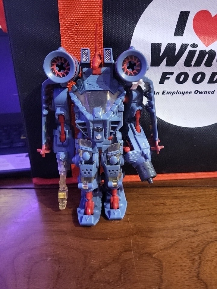 JT Marsh - Aerial Attack E-Frame figure ExoSquad Macross Robotech