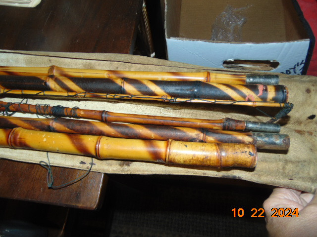 2 Vintage BEAVER BRAND Bamboo Cane Rod Pole 3 Pieces - 11’ 7” Long W ...