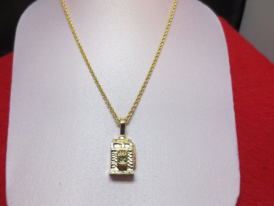 14 KT GOLD PLATED SLOT MACHINE CHARM PENDANT & 18 INCH ROPE CHAIN SET ...