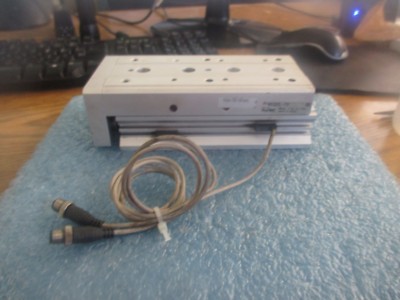 SMC Model: MXS20-75 Pnuematic Dual Rod Cylinder Slide with Sensors