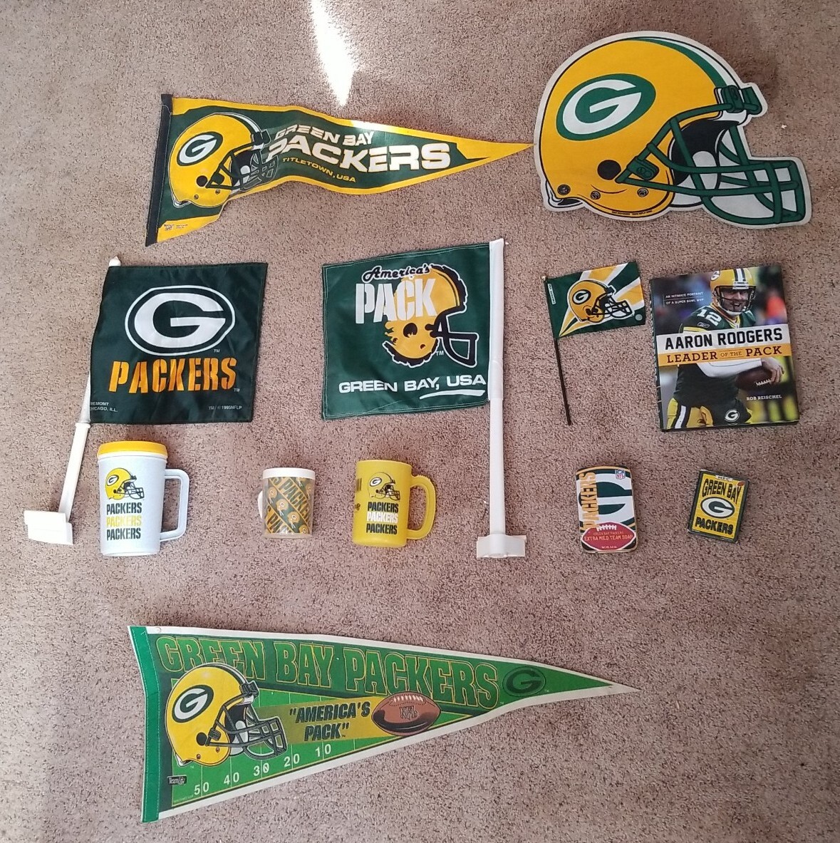 Green Bay Packers Lot of 12 Car Truck Flag Aaron Rodgers Book Cards ...