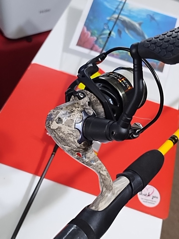 Spinning Fishing Rod Lew's 5'6" Light 2-8lb And Reel American Hero | eBay