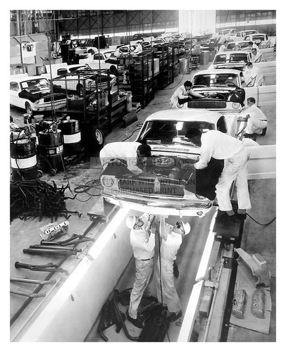 FORD SHELBY MUSTANG CAR FACTORY ASSEMBLY LINE WORKERS 8X10 PHOTO | eBay