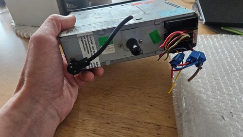 Volkswagen PASSAT B5 1999 Diesel Sound system wiring loom BETA4 66kW ...