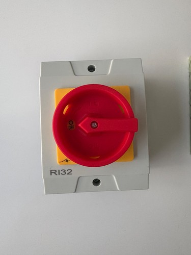 32A Rotary Isolator Switch 32amp 4 Pole 230V-415V Rotary Isolator ...