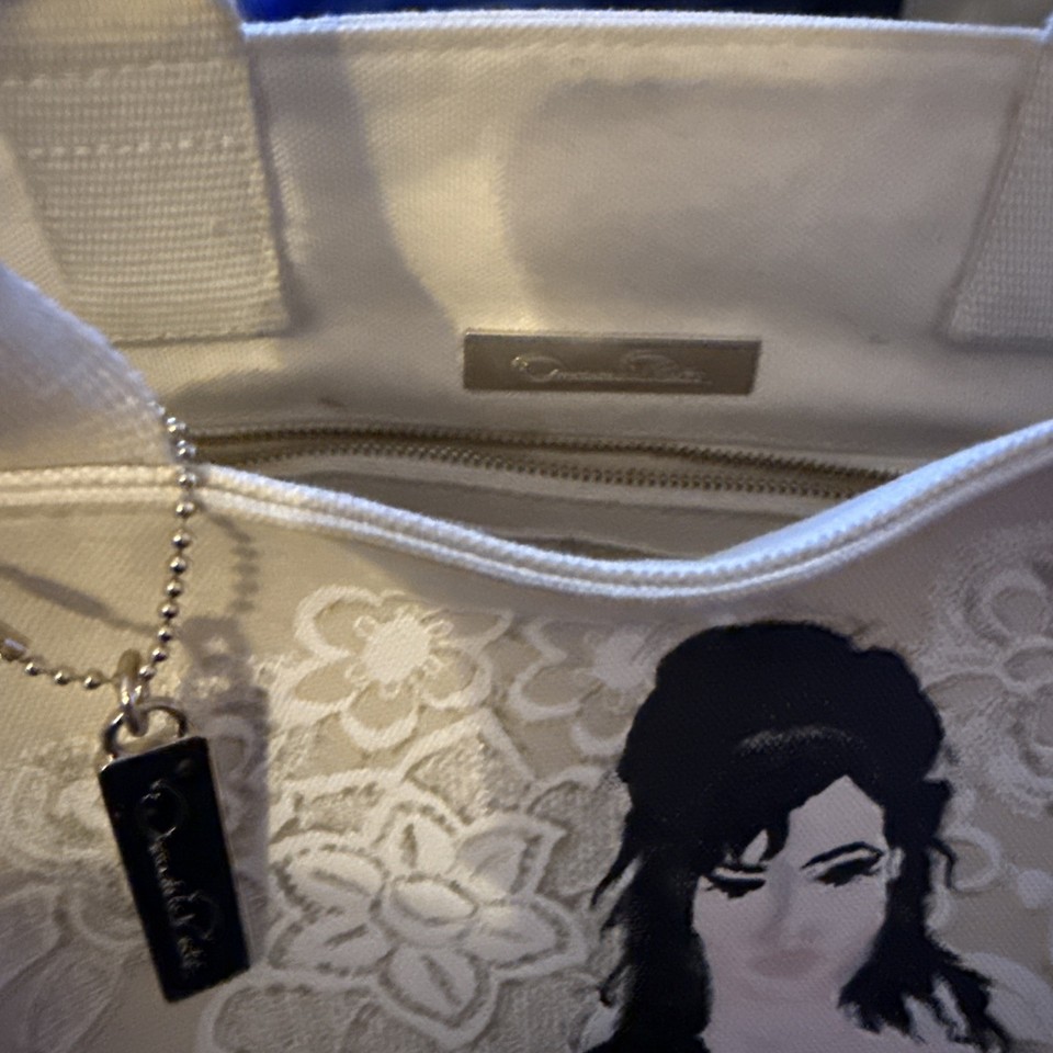 Hand Painted Amy Winehouse Women Canvas Hand Bag - Oscar De La Renta | eBay