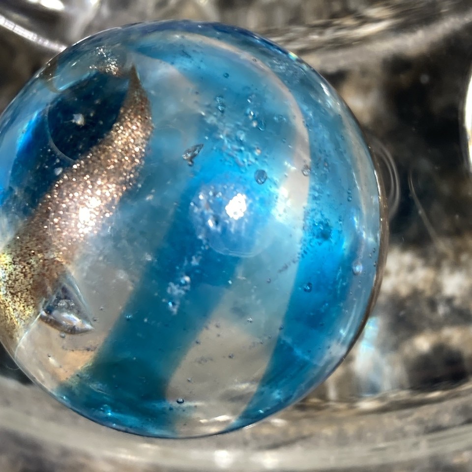 Contemporary Marbles .95” Cool Lutz Twist Style Marble Blemished On ...