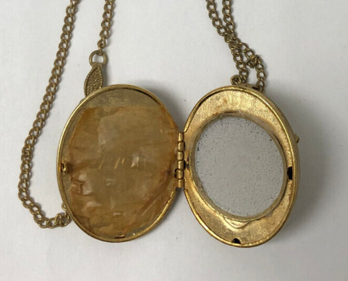 Vintage Avon Gold Tone Oval Perfume Locket With Topaz Glass Stone ...
