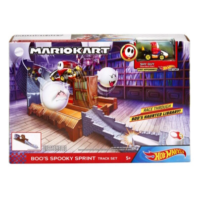 Hot Wheels Mario Kart Boo's Spooky Sprint Race Track Playset with Shy ...