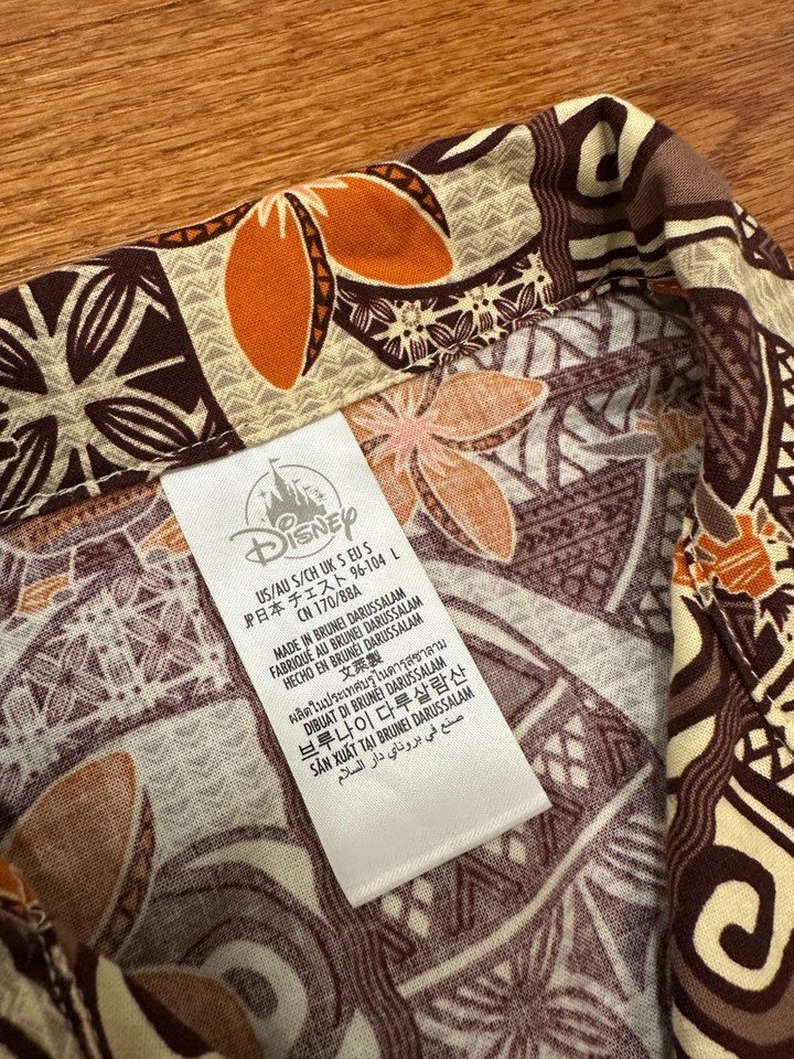 Disney Hawaiian Aloha Tiki Shirt Mens Small Floral Resort Wear Vacation ...