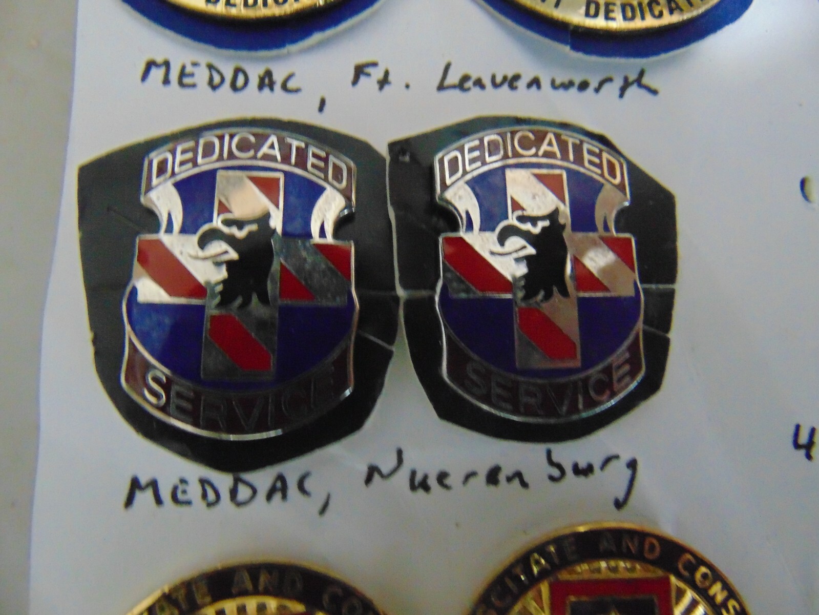 MILITARY INSIGNIA CREST DUI SET OF 2 MEDDAC NUERENBURG GERMANY | eBay