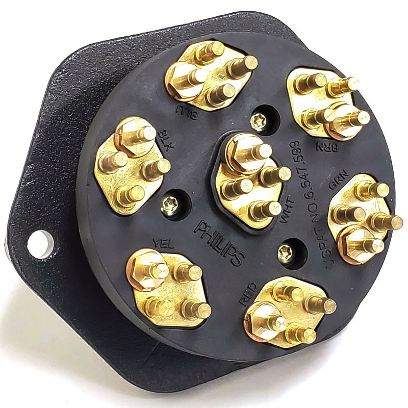 Phillips 16-7602-28 7-Way 28-pin Solid Pins w/o Circuit Breakers Socket ...
