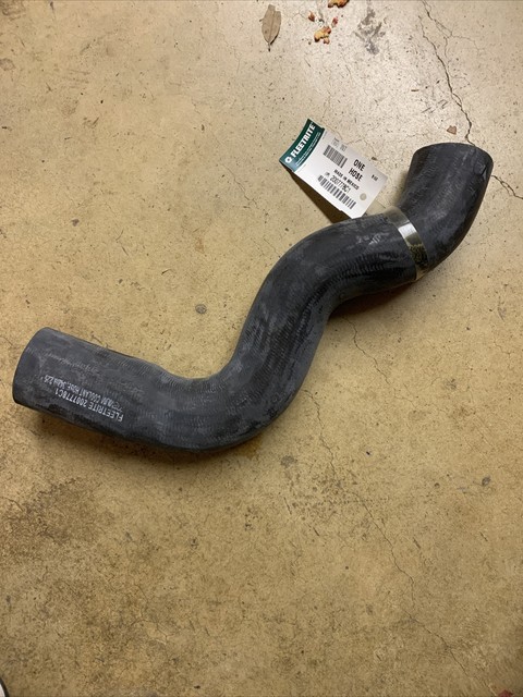 Upper Radiator Hose Semi International # 2007778C1 New for sale online ...