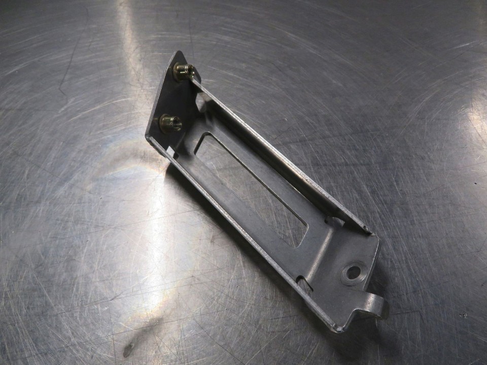 EB1418 2024 24 POLARIS RZR PRO XP FRONT RIGHT RH FLARE MOUNT | eBay