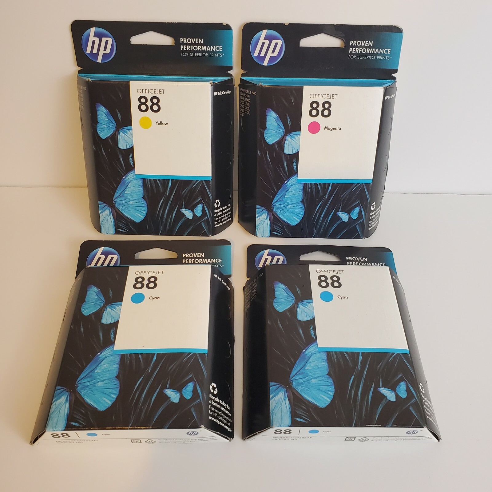 Lot of 4 Genuine HP 88 Cartridges New Sealed Colors Yellow 2Cyan ...
