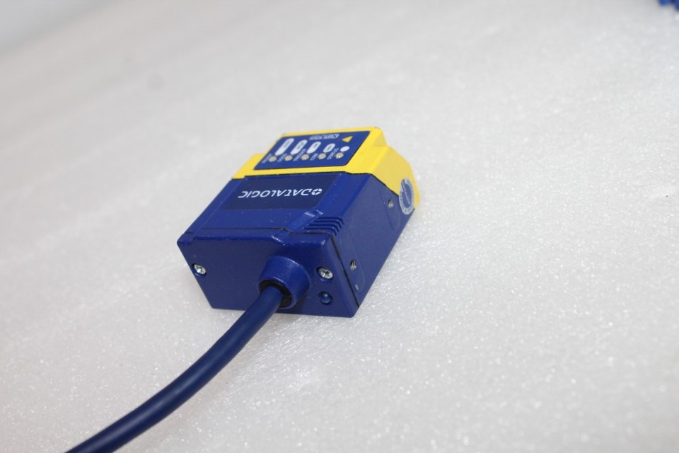 Datalogic Automation CBX100 Connection Box & MATRIX 210 211-100 Bar ...