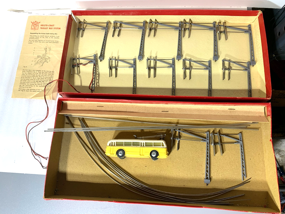 Vintage Aristo-Craft HO Scale - Yellow Electric Trolley Bus Model ...