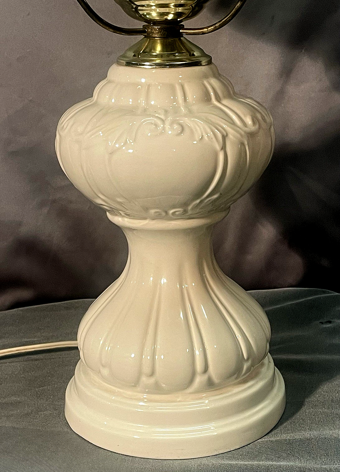 Vintage White Ruffled Top Ceramic Moon & Stars Lamp - 20" Tall | eBay