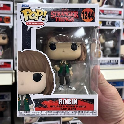 Funko POP Stranger Things - Robin #1244 w/ protector | eBay