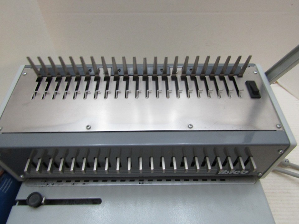 Ibico E-KOMBO Electric Punch/Comb Binding Machine TESTED WORKS & BOX 1 ...