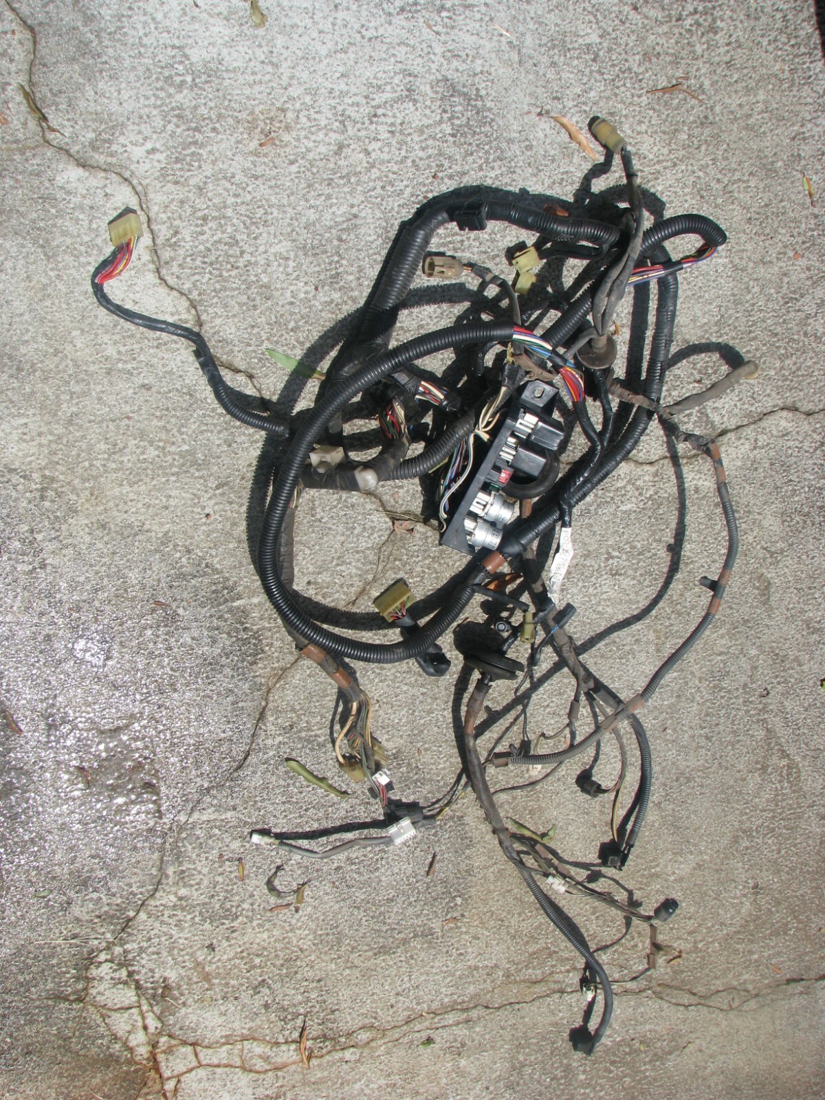 1985-87 TOYOTA MR2 Frunk / Front Trunk WIRE HARNESS LOOM 82181-17030 G ...