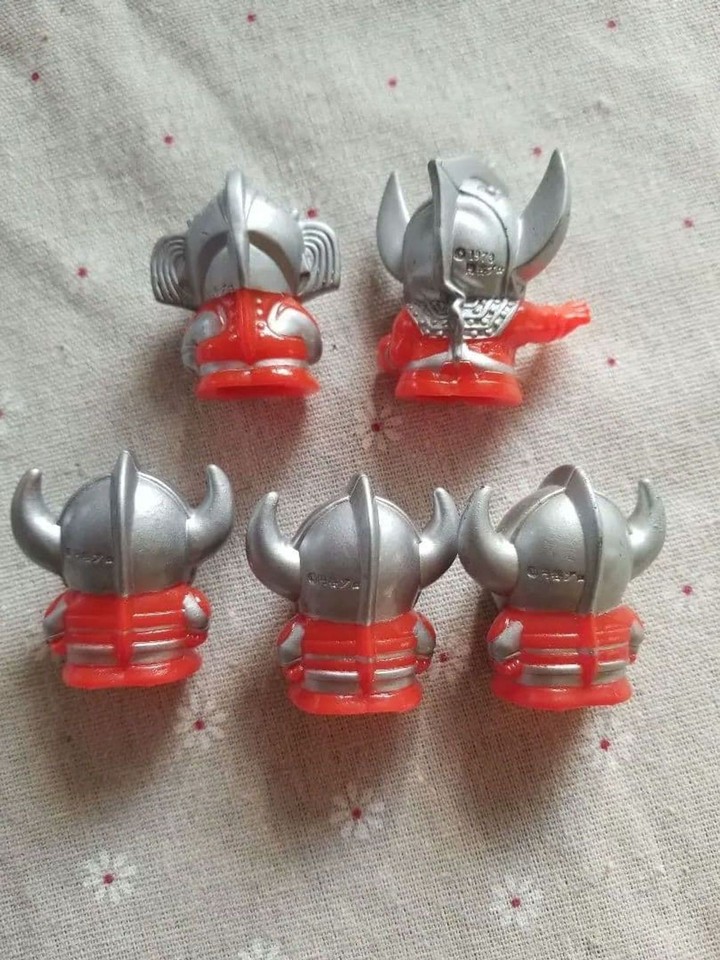Ultraman Finger Puppet Set 5pcs Ultraman Taro Father Mother Retro ...