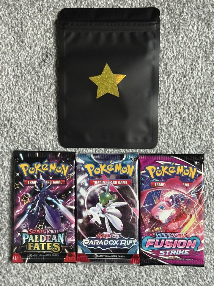 Pokémon TCG Mystery Bundle - 3 Booster Packs PLUS Mystery Star item ...