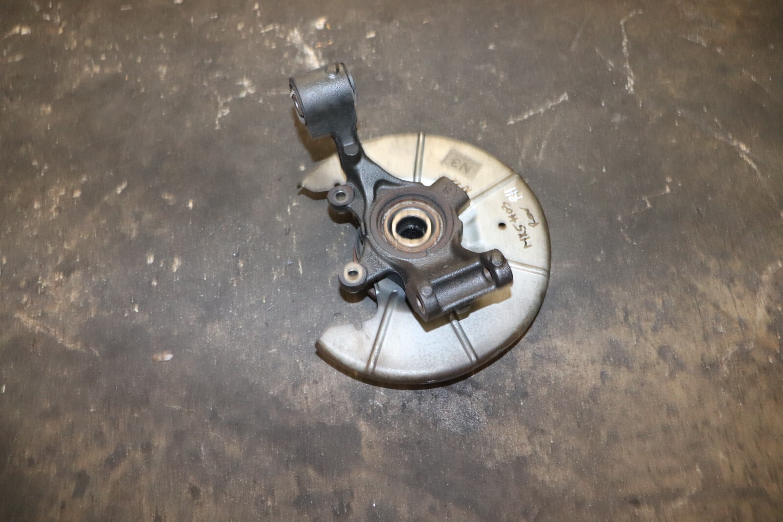 2001-2005 Mazda Maita MX5 OEM Rear RH Right Spindle Knuckle Bearing hub ...