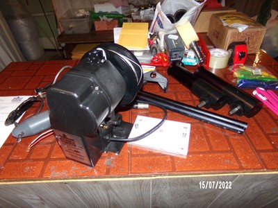 Downrigger, Outrigger Gear - Downrigger With Cable