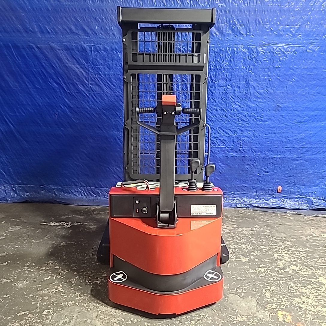 2016 Raymond Electric Pallet Stacker RSS40 | eBay