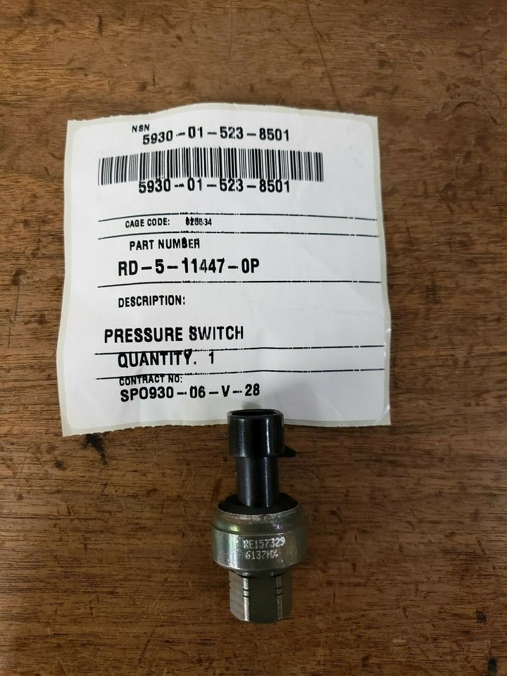 New Genuine Origina John Deere Equipment Pressure Sensor Switch Item ...