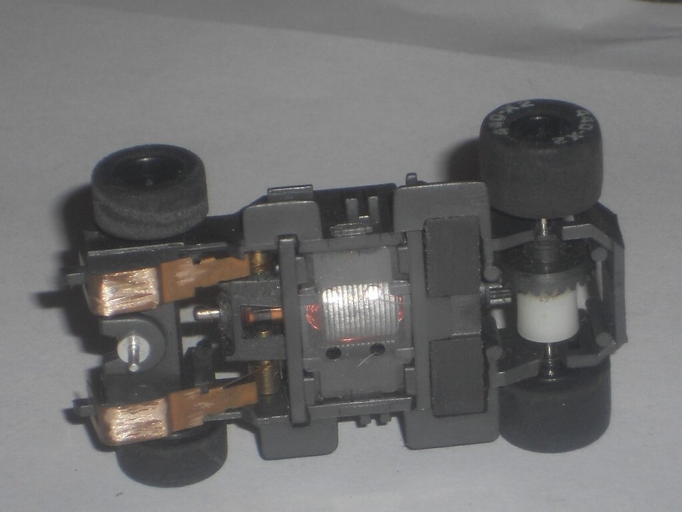 VINTAGE AURORA AFX TYPE TYCO WIDE PAN CHASSIS RUNS GREAT HO SLOT CAR | eBay