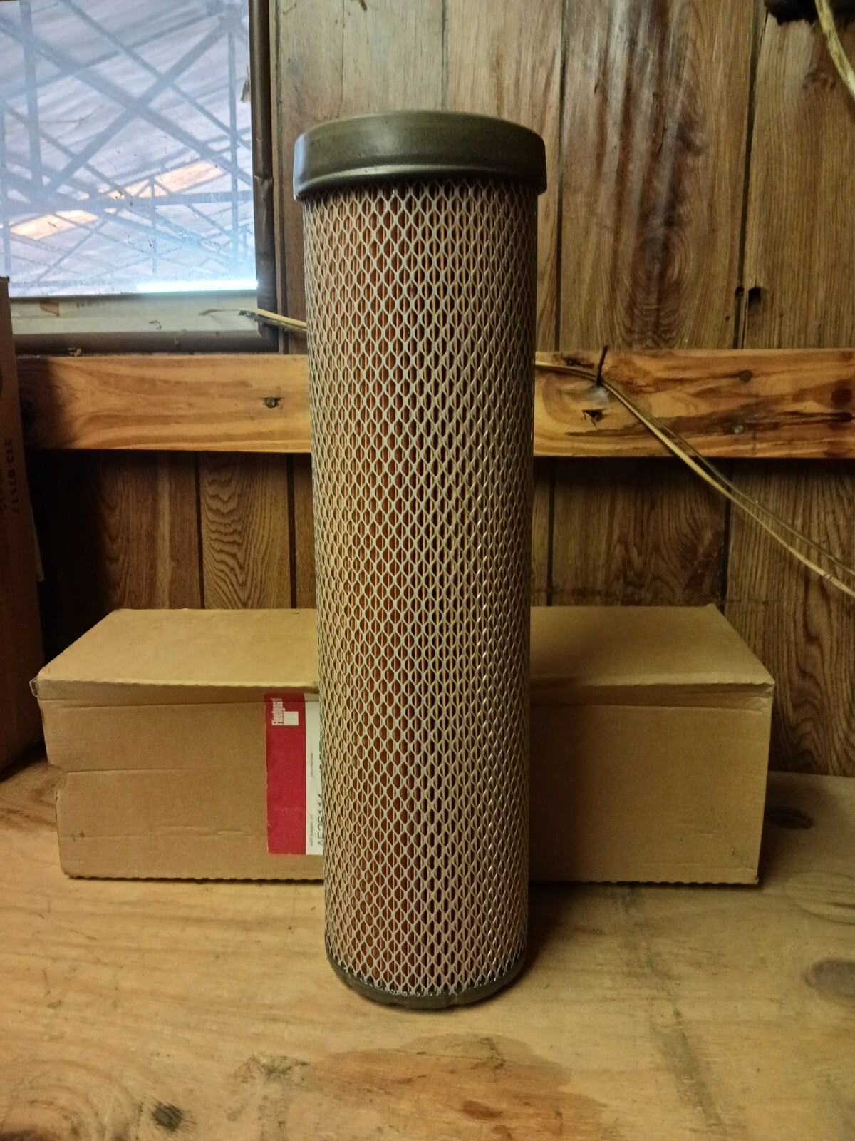 KOMATSU 6001854100 - Air filter cross reference