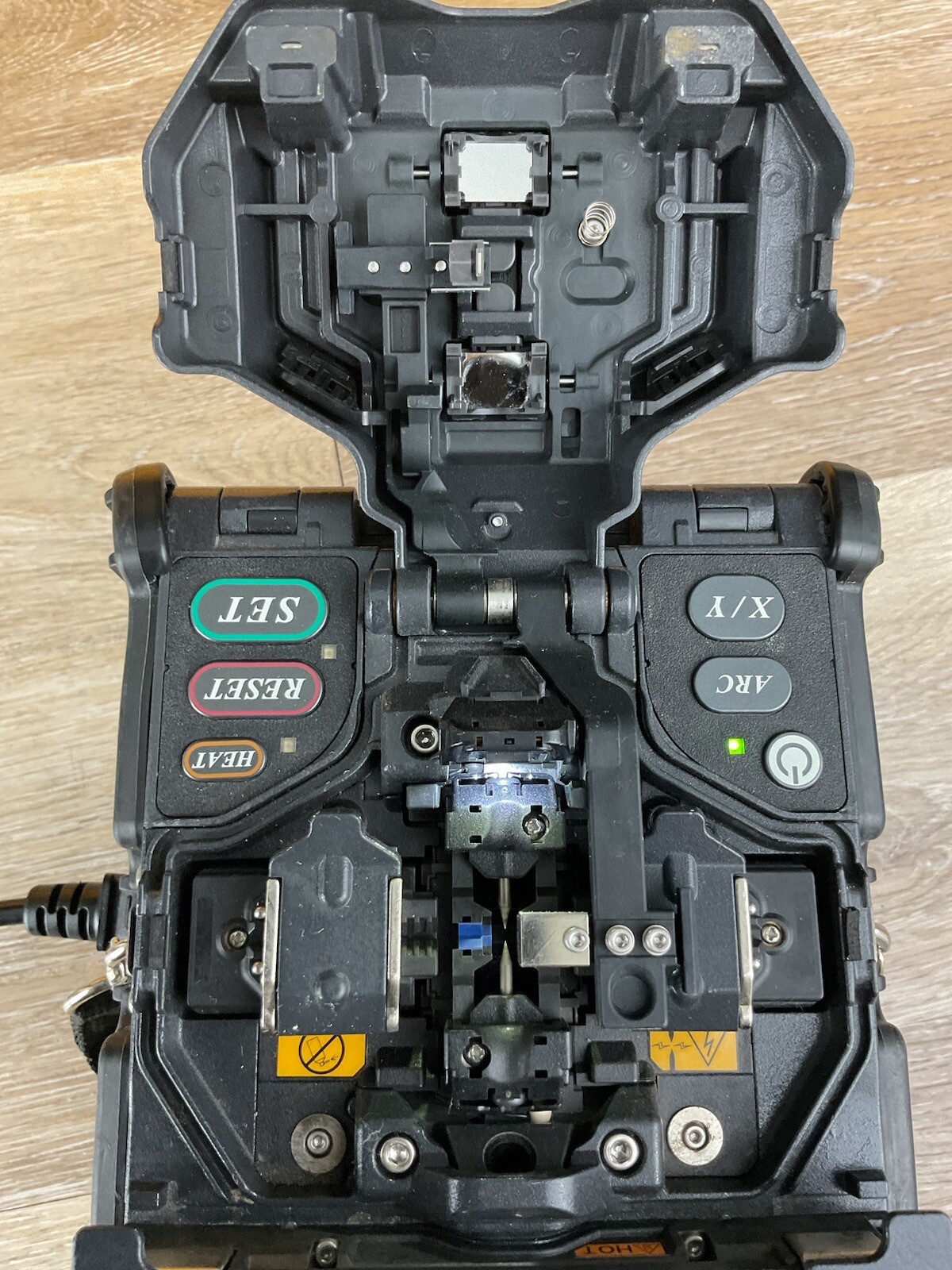 Fujikura FSM-18S Fixed V Groove V01.38 Single Arc Fiber Fusion Splicer ...