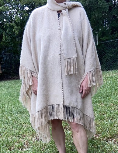 Alpaca Wool Ruana Wrap Poncho Cloak One Size Peruviantex buttons, scarf ...