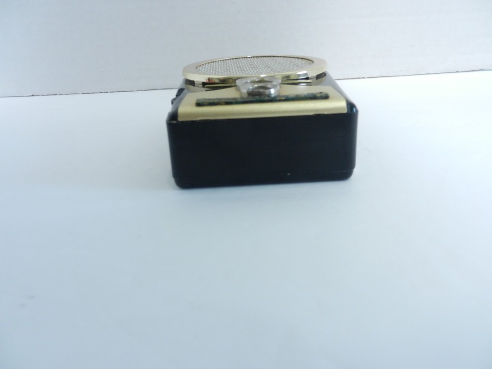 REALTONE MODEL TR 1088 GM SPORTSMAN TRANSISTOR RADIO WORKING | eBay