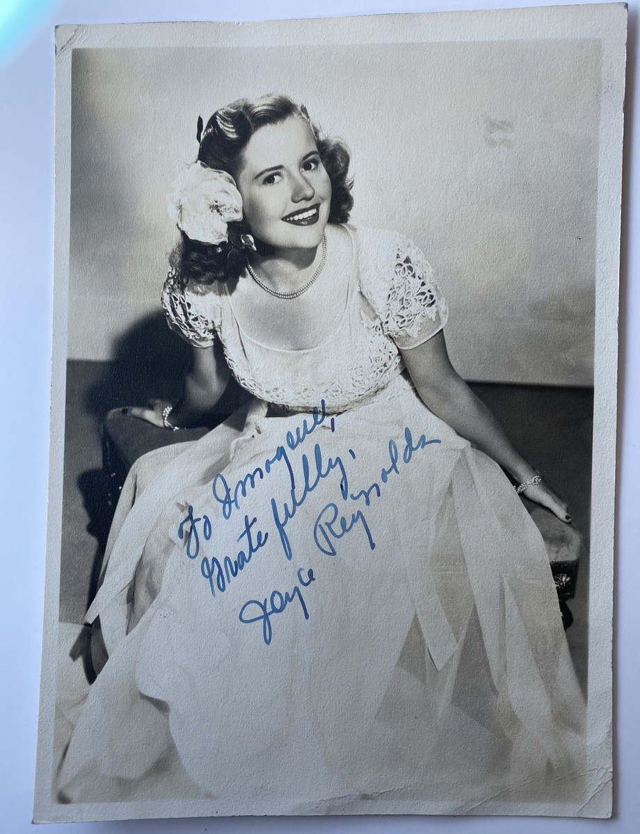 Actress Joyce Randolph 60 Photos - Moonagedaydream.film