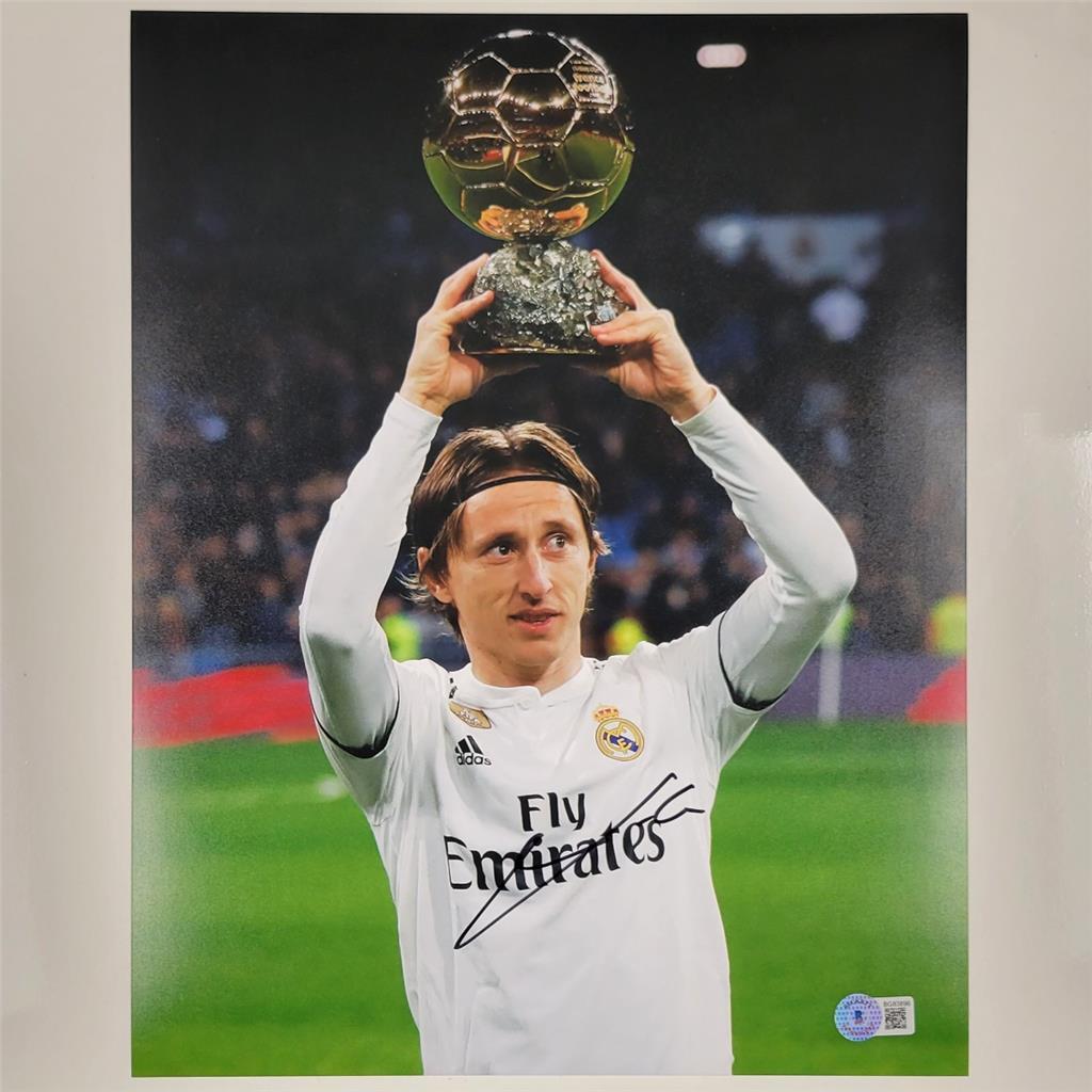 Luka Modric Wallpapers 05